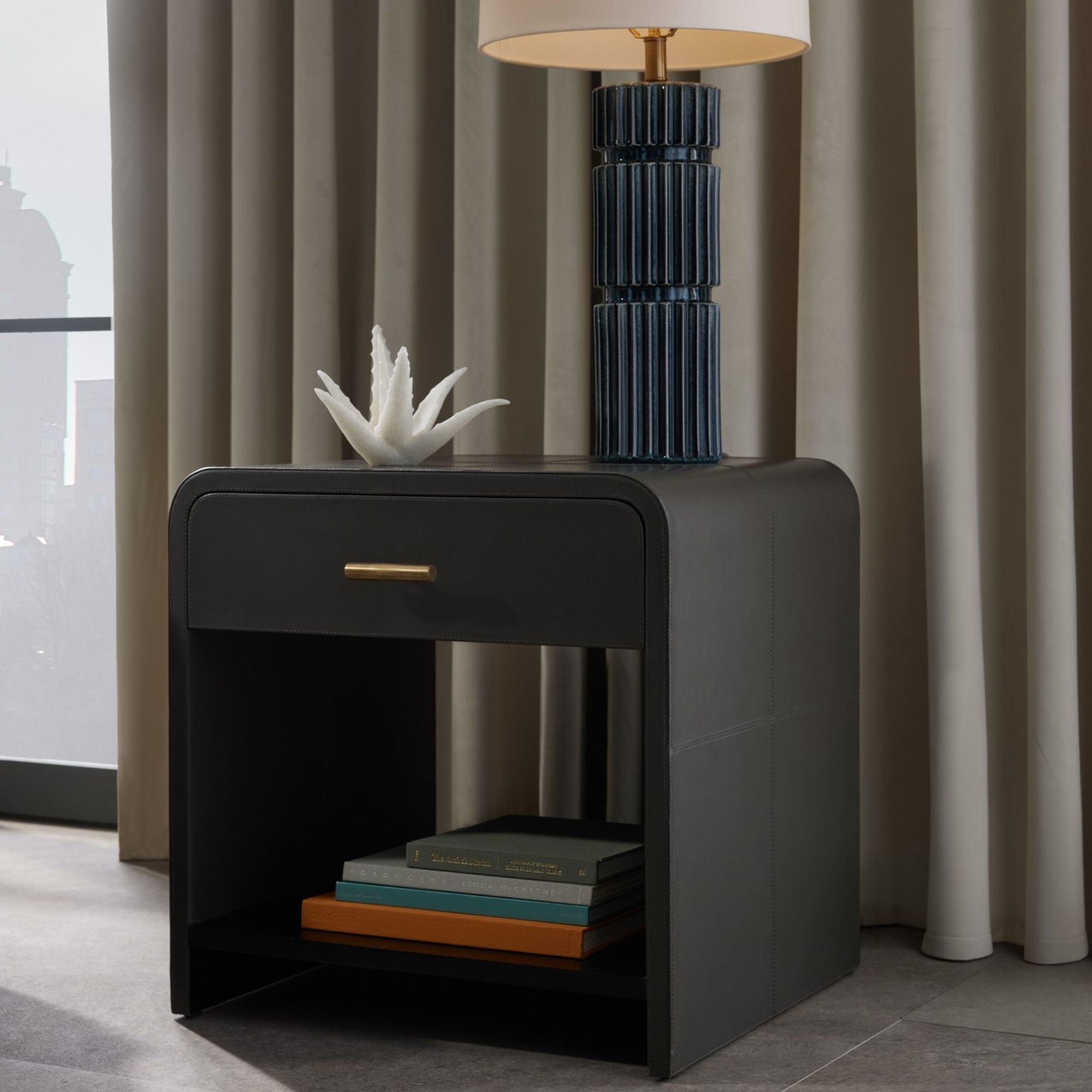 FII04 - Buchanan Side Table - Dim Gray