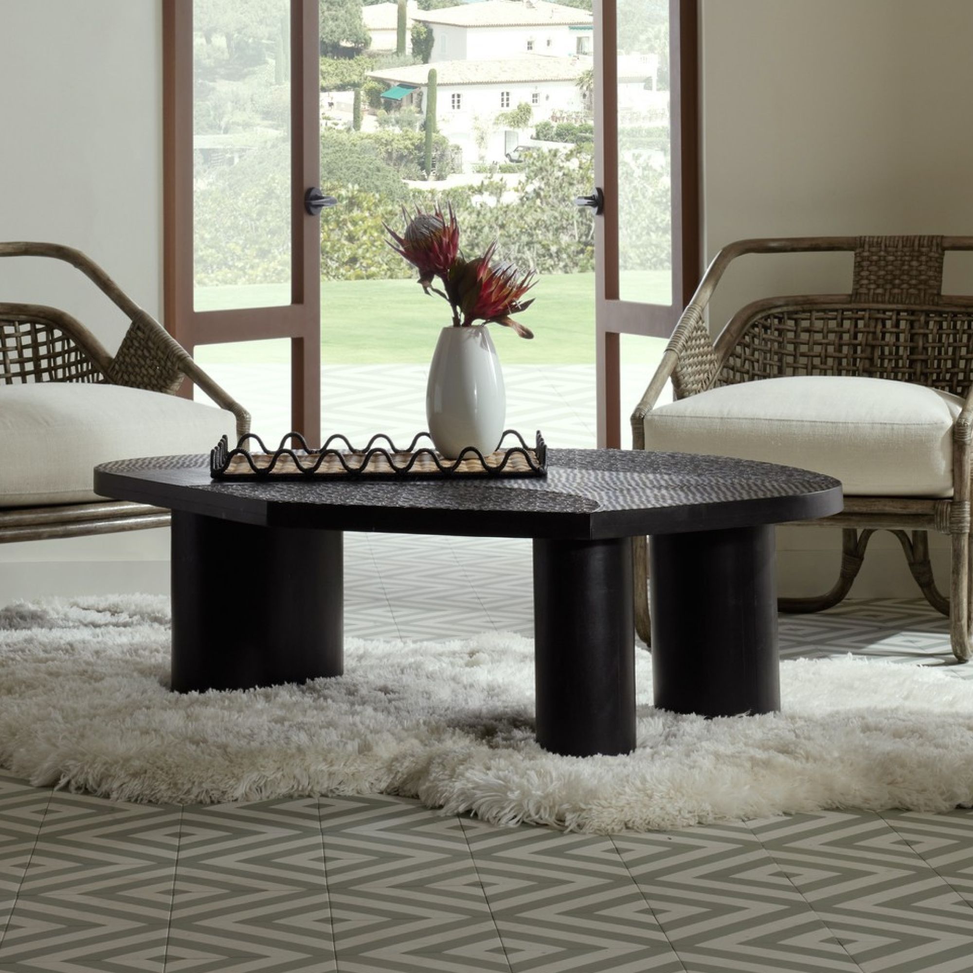 GKFCI03 - Tribal Coffee Table - Ebony, Mango Wood