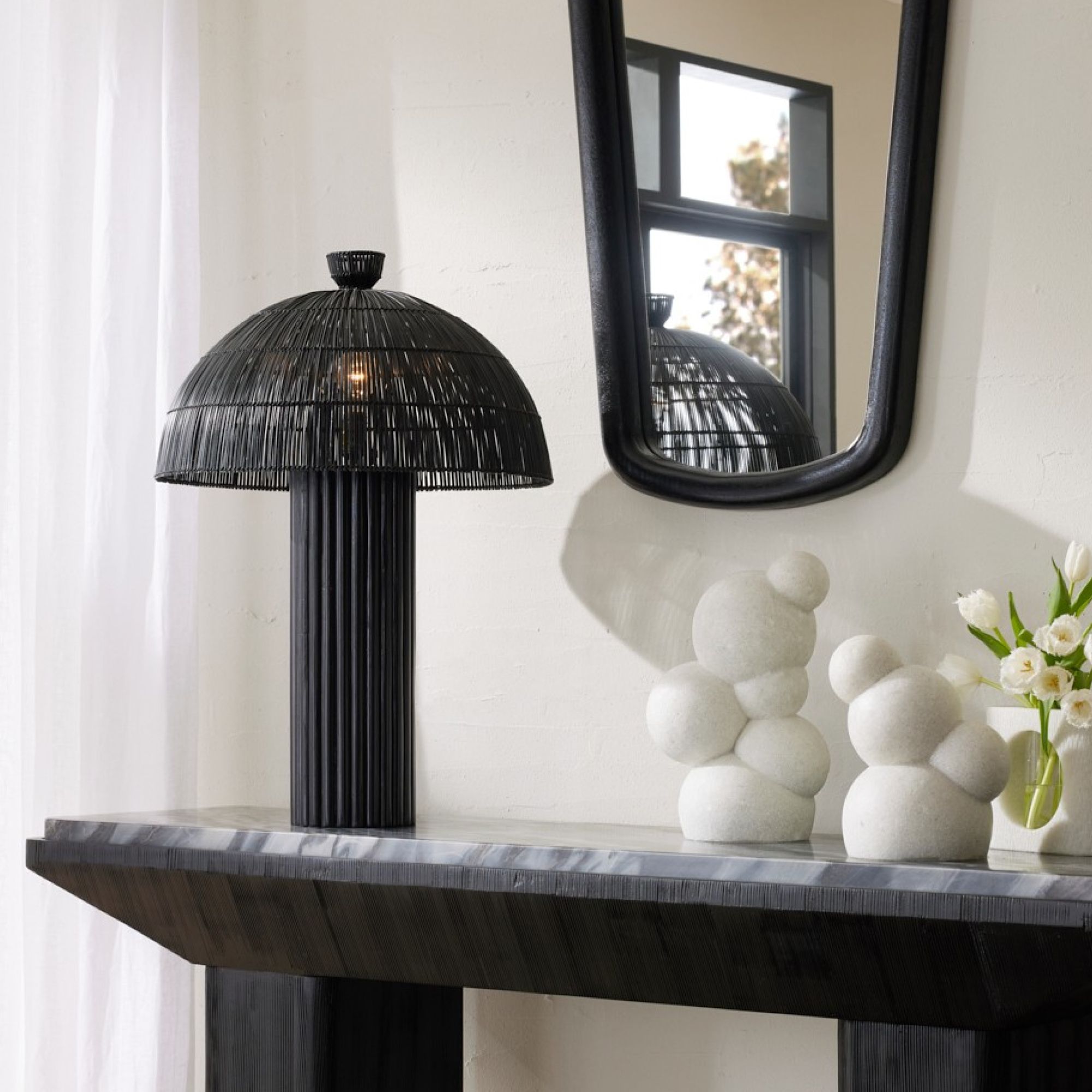 PTS15 - Como Lamp - Black, Rattan