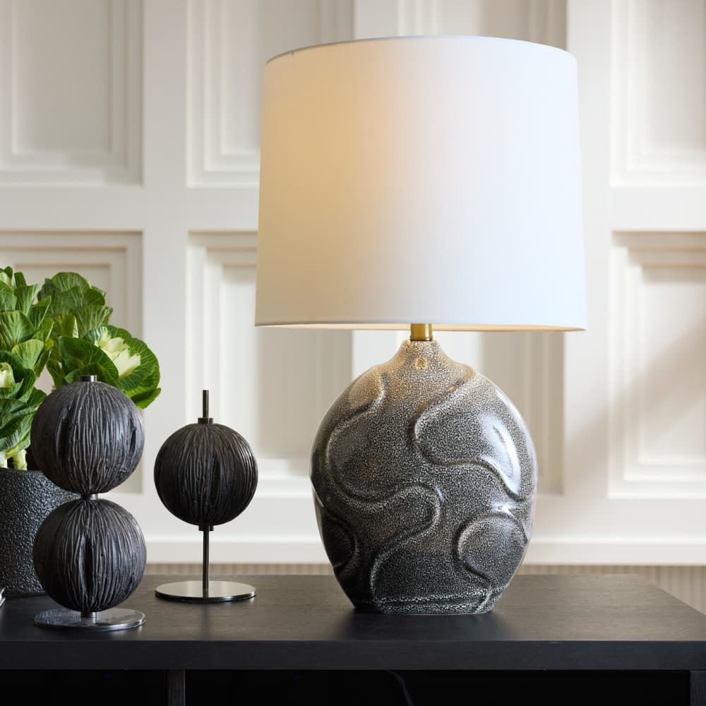 PTS22-711 - Ismay Lamp - Obsidian Reactive, Porcelain